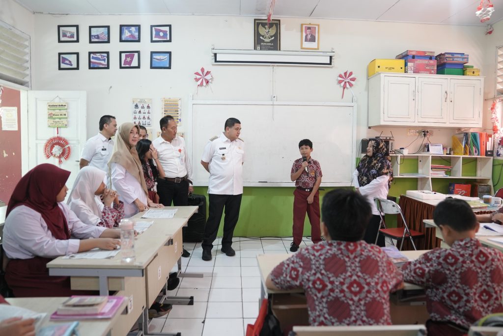 Appi Sidak SD Mangkura, Soroti Fasilitas dan Kebersihan Sekolah